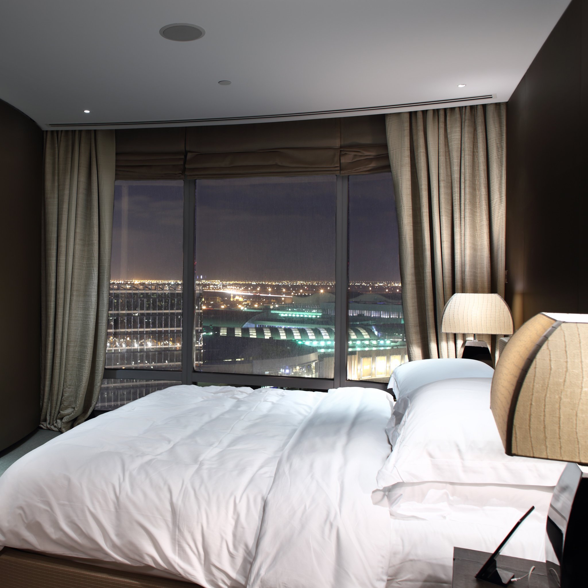 17 Airlines That Offer Free (Or Nearly Free) Hotels During Your ...