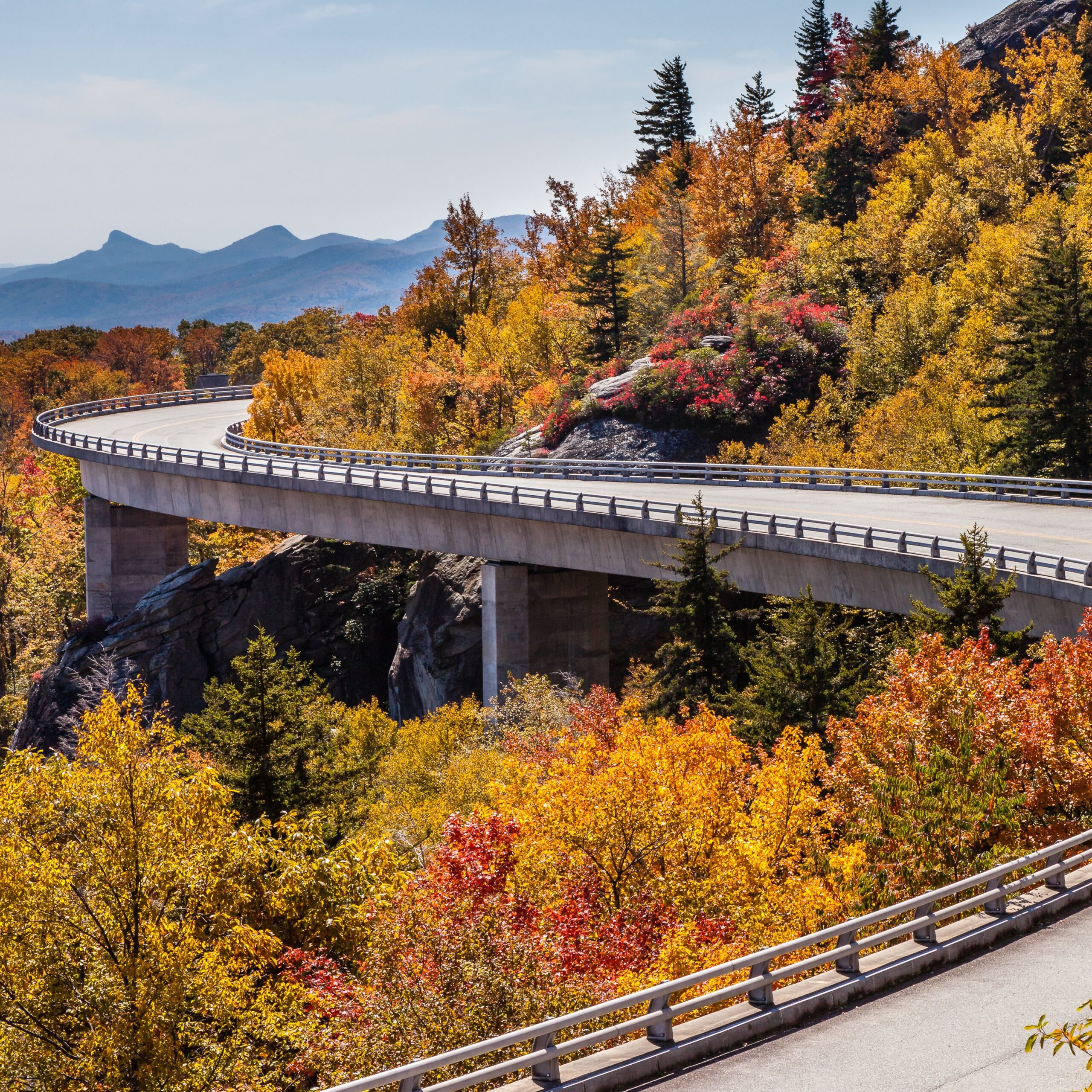 Blue Ridge Parkway Road Trip | The Perfect 5-Day Itinerary - TravelAwaits