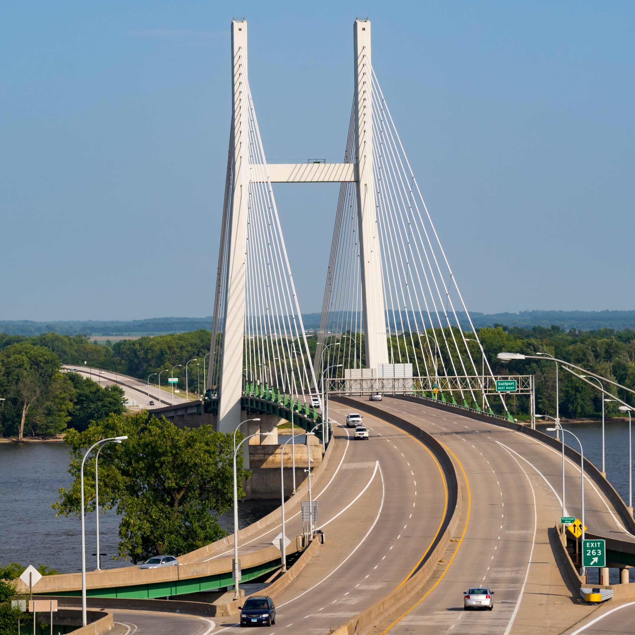 7 Best Stops On Illinois’ Scenic Great River Road | TravelAwaits