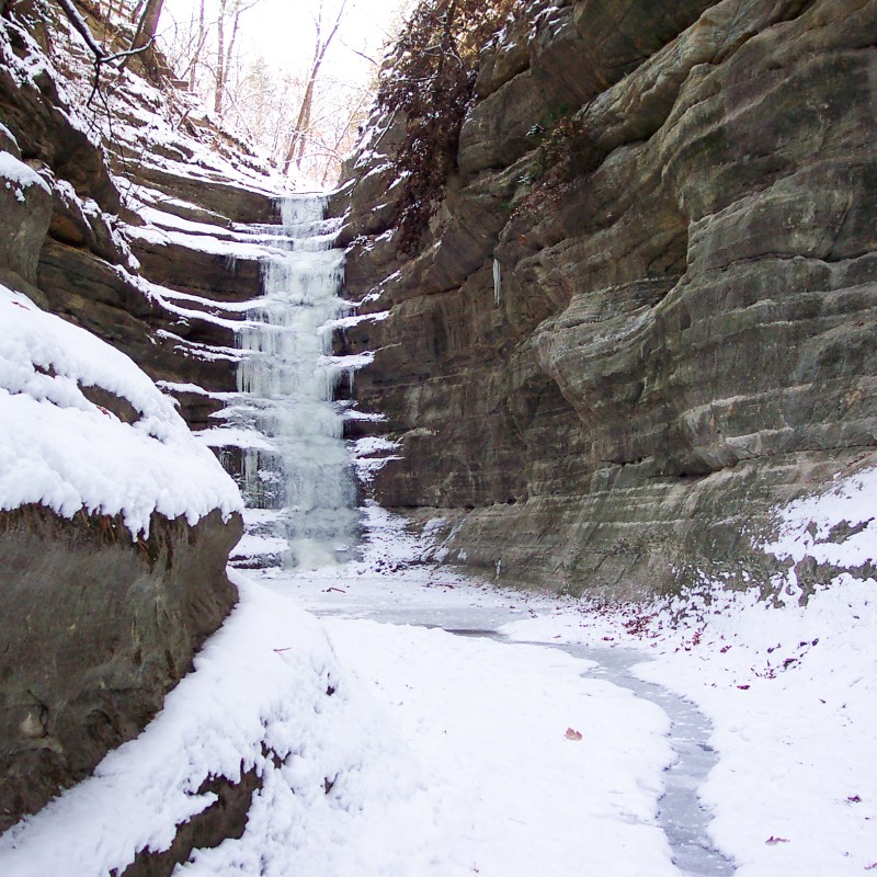 8 Tips For Visiting Starved Rock State Park In The Winter