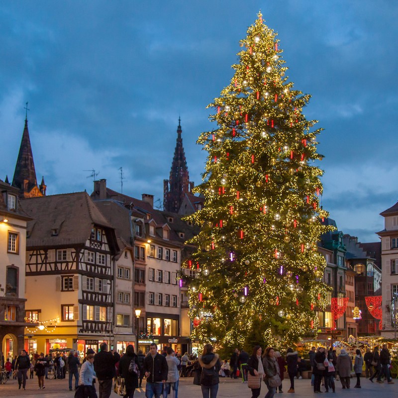 The Most Beautiful Christmas Light Displays In Europe | TravelAwaits