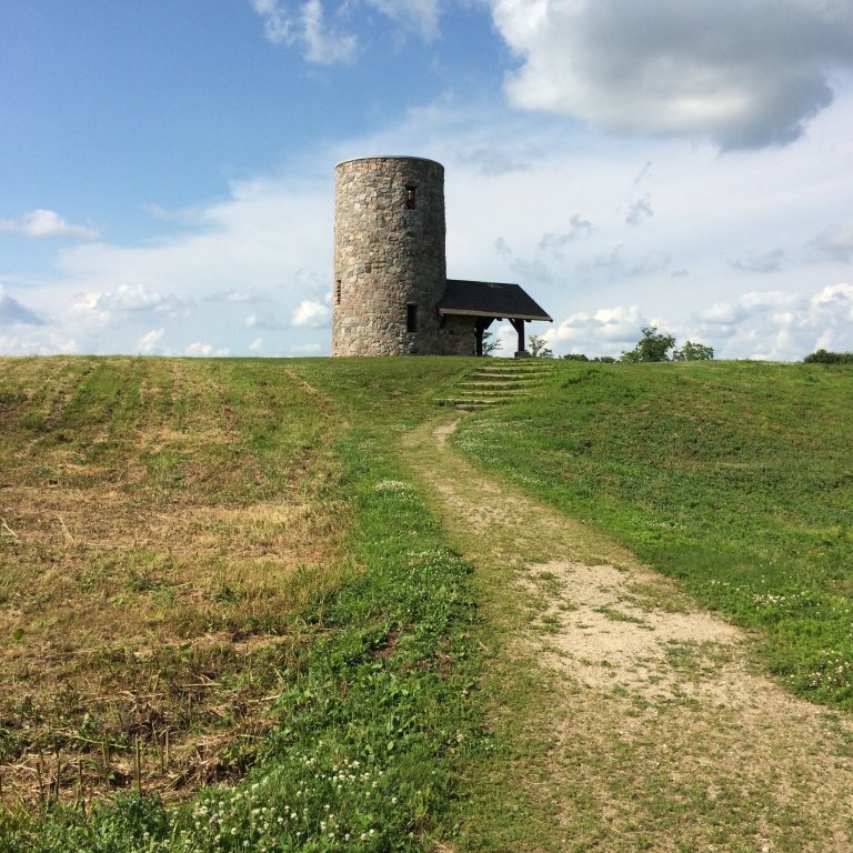 8 Best Hikes To Experience In Iowa
