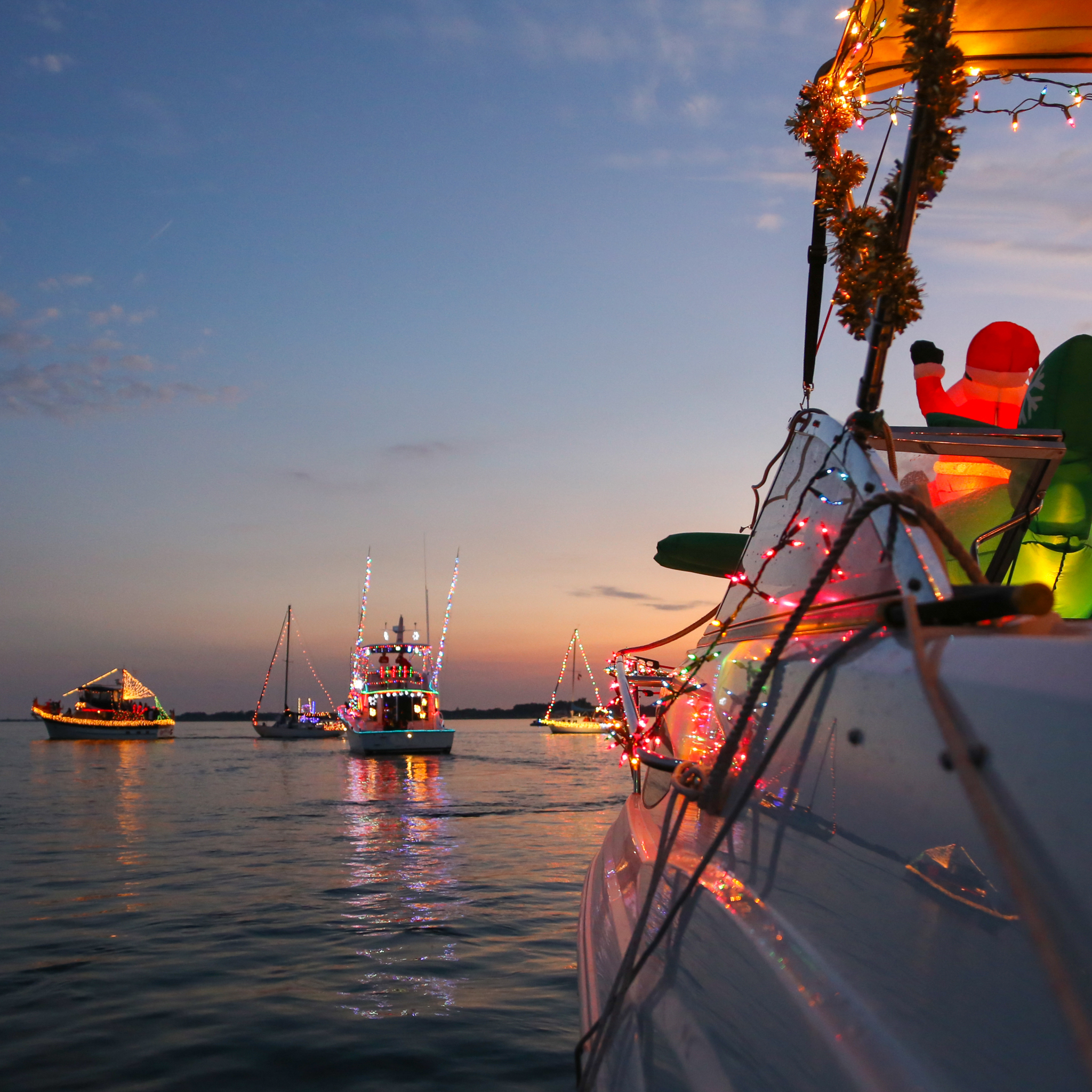 15 Fabulous Holiday Boat Parades To Experience In Florida | TravelAwaits