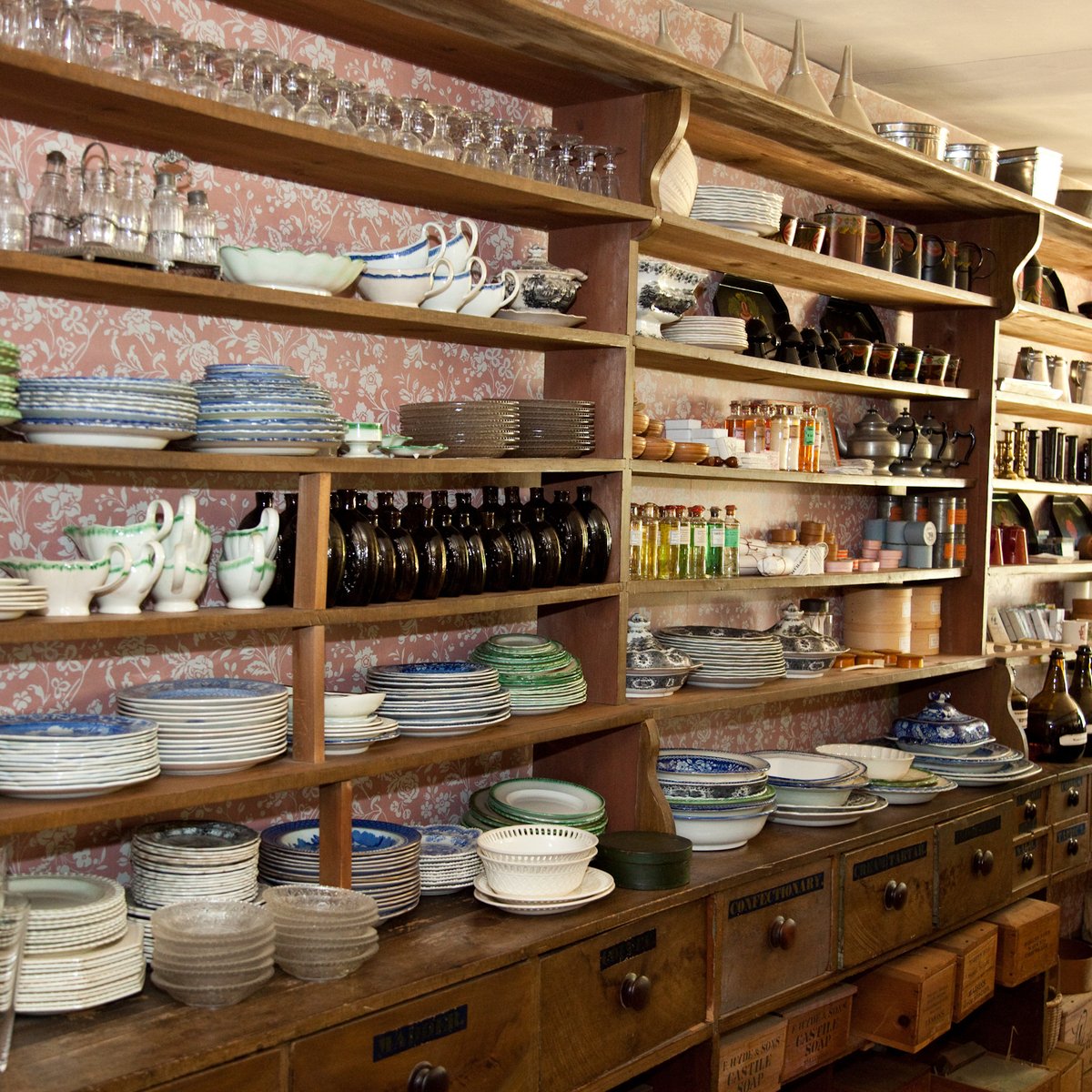 The 13 Best Antique Stores In New England
