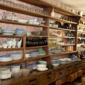 The 13 Best Antique Stores In New England