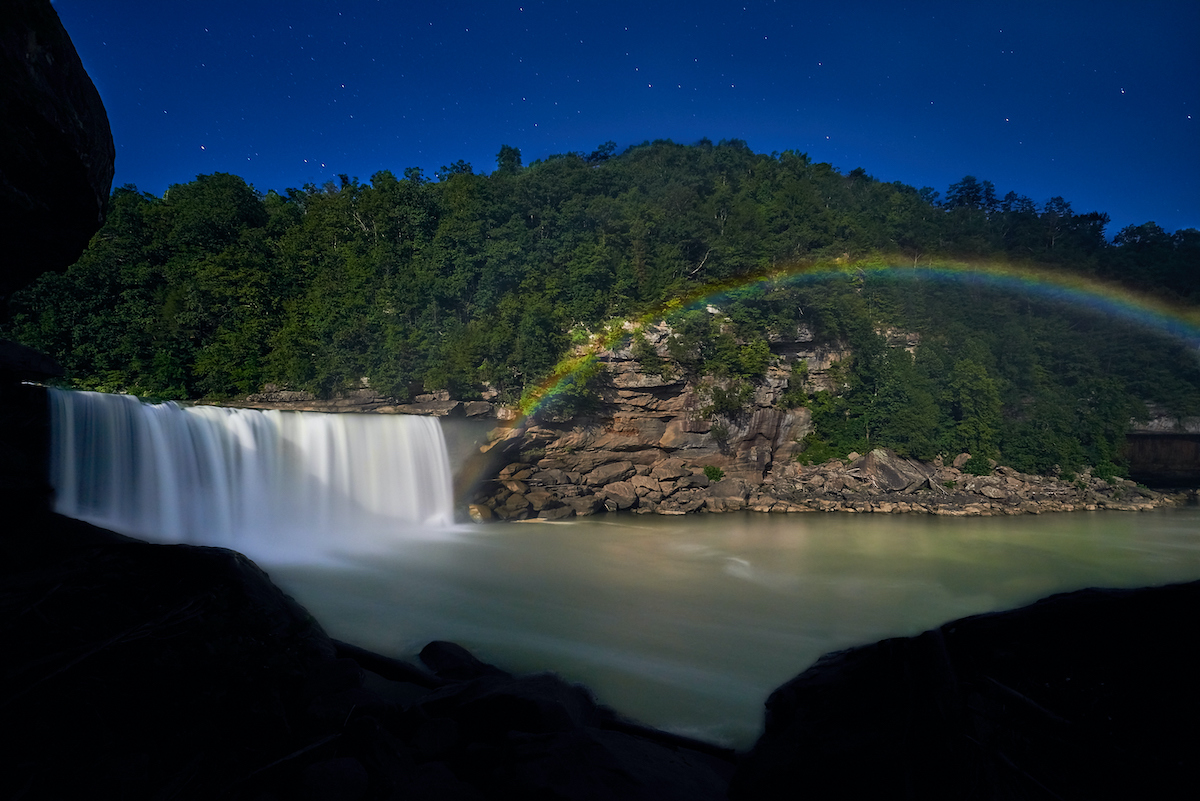 Guide To Visiting Cumberland Falls In the Quest for a Moonbow -TravelAwaits