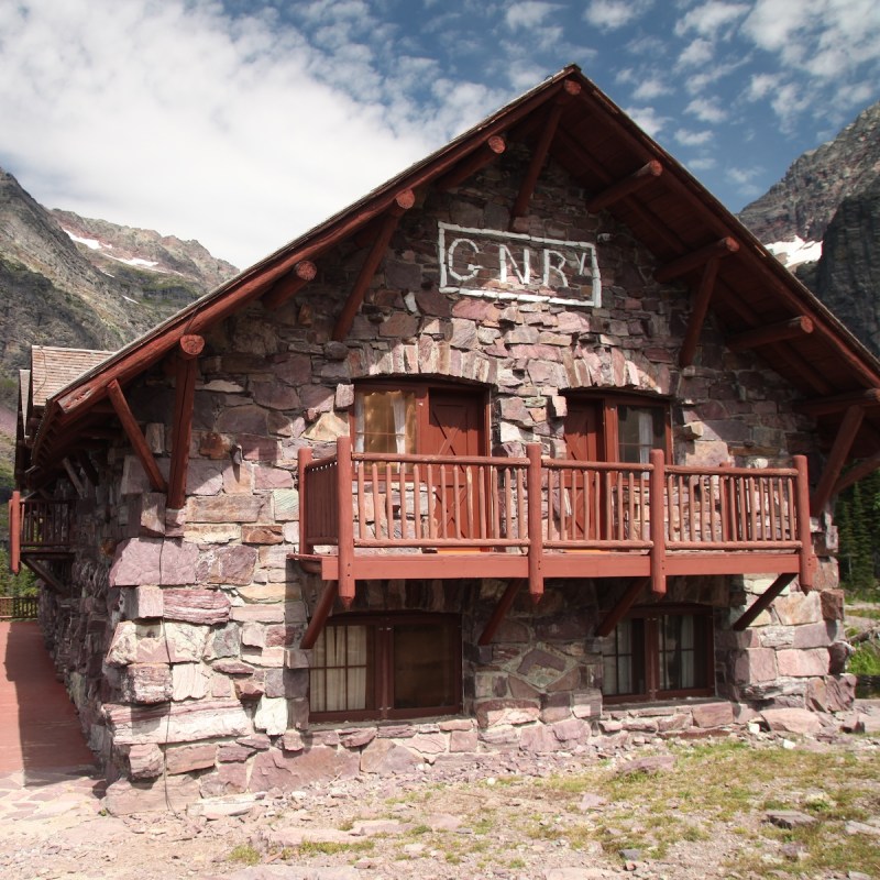 10 Things To Know About Hiking To Glacier’s Remote Sperry Chalet ...