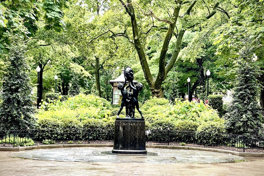 6 Best Things To Do In Rittenhouse Square | TravelAwaits