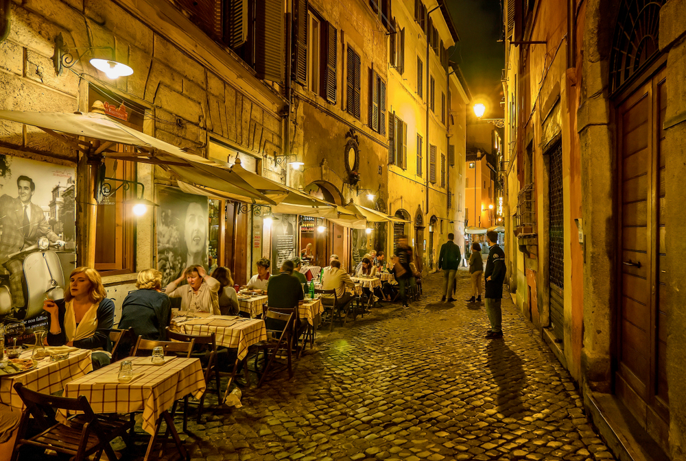 12 Tips On How To Eat Like A Local In Italy | TravelAwaits
