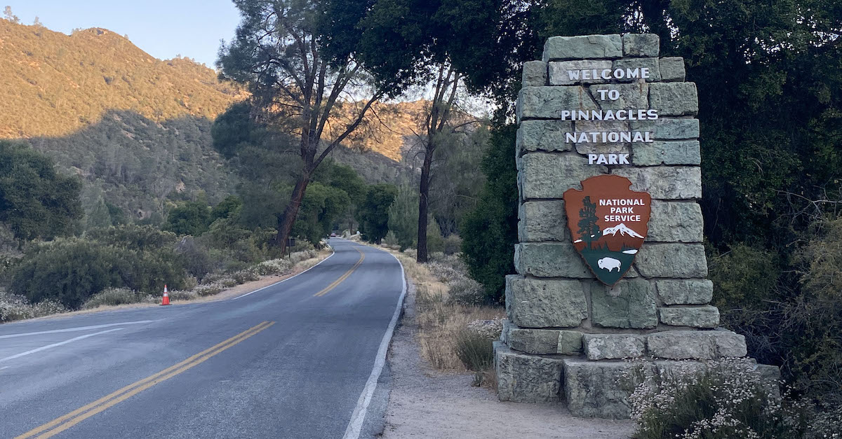 10 Awesome Tips for Visiting Pinnacle National Park - TravelAwaits