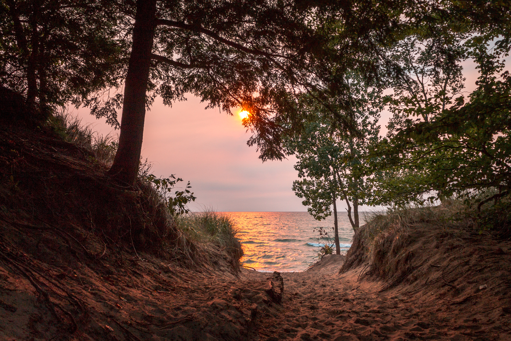 7 Michigan Beach Towns Perfect For Water Adventures | TravelAwaits