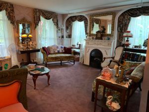 11 Best Fall Foliage Getaways In New England | TravelAwaits