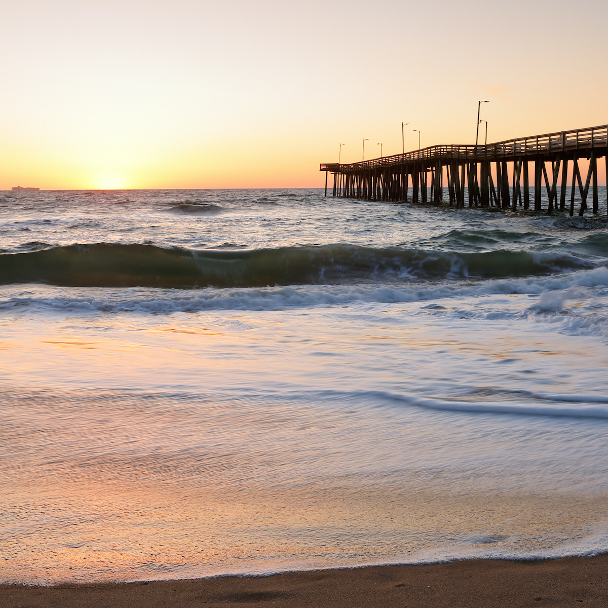 How To Spend A Fall Weekend In Charming Virginia Beach | TravelAwaits