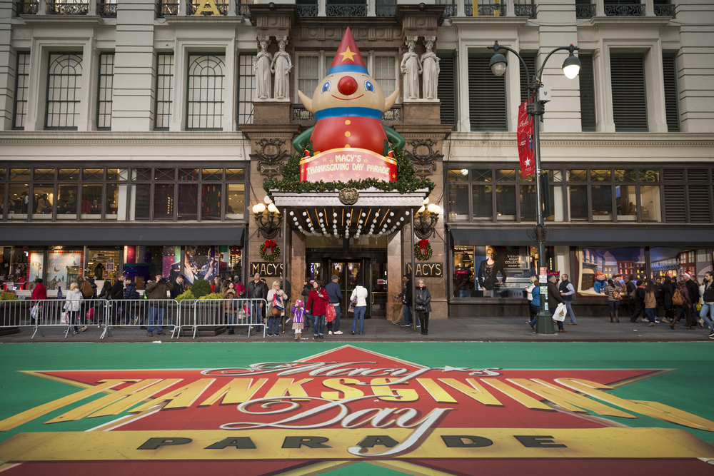 14 Tips For First-Timers Visiting The Macy's Day Parade | TravelAwaits