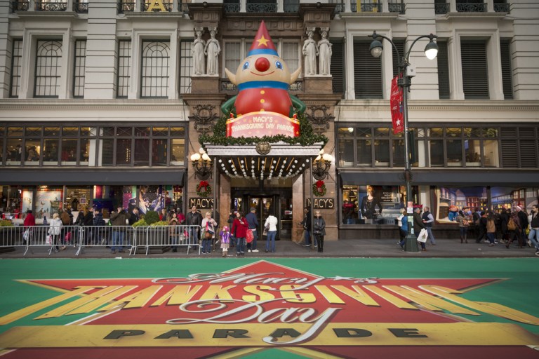 14 Tips For First-Timers Visiting The Macy's Day Parade | TravelAwaits