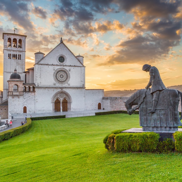 My 6 Favorite Places To Visit In Italy’s Historic Town Of Assisi ...