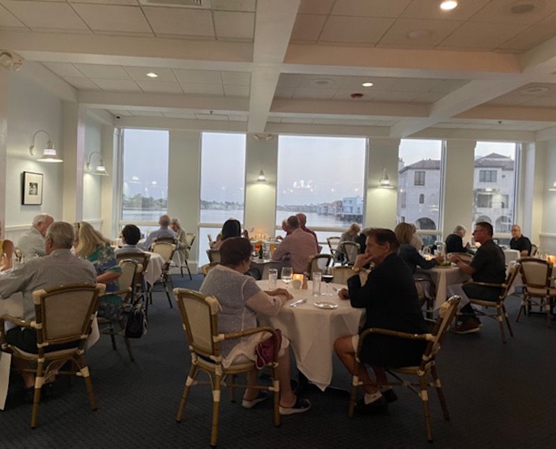 6 Best Waterfront Seafood Restaurants In Naples | TravelAwaits