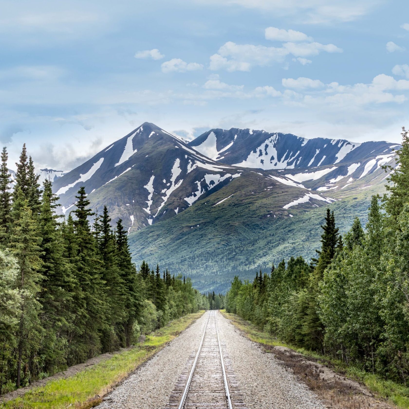 This May Be The Most Scenic Train Trip In The U.S., And Its Summer ...