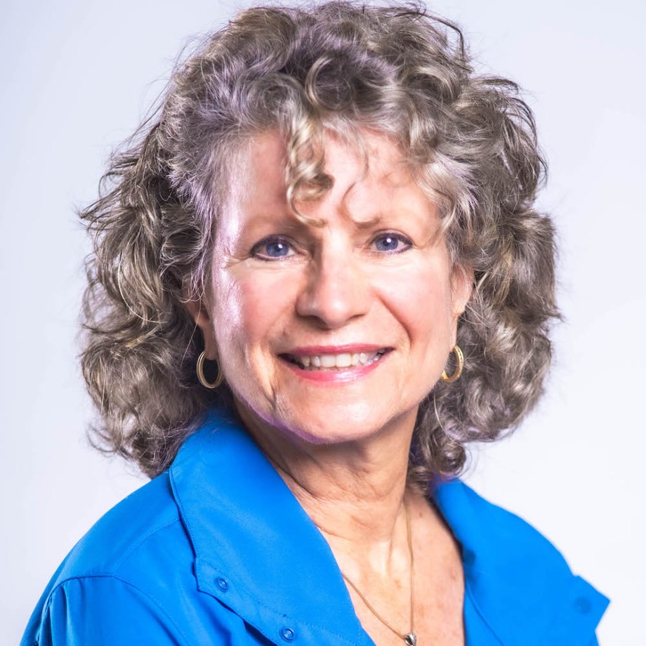 Anne Michelle Wand, Author at TravelAwaits