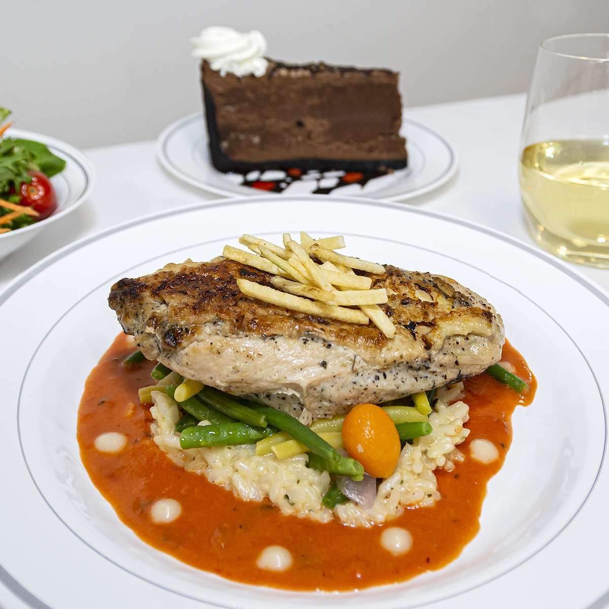 Amtrak Offering Traditional Dining On Select Trains — How To Enjoy ...