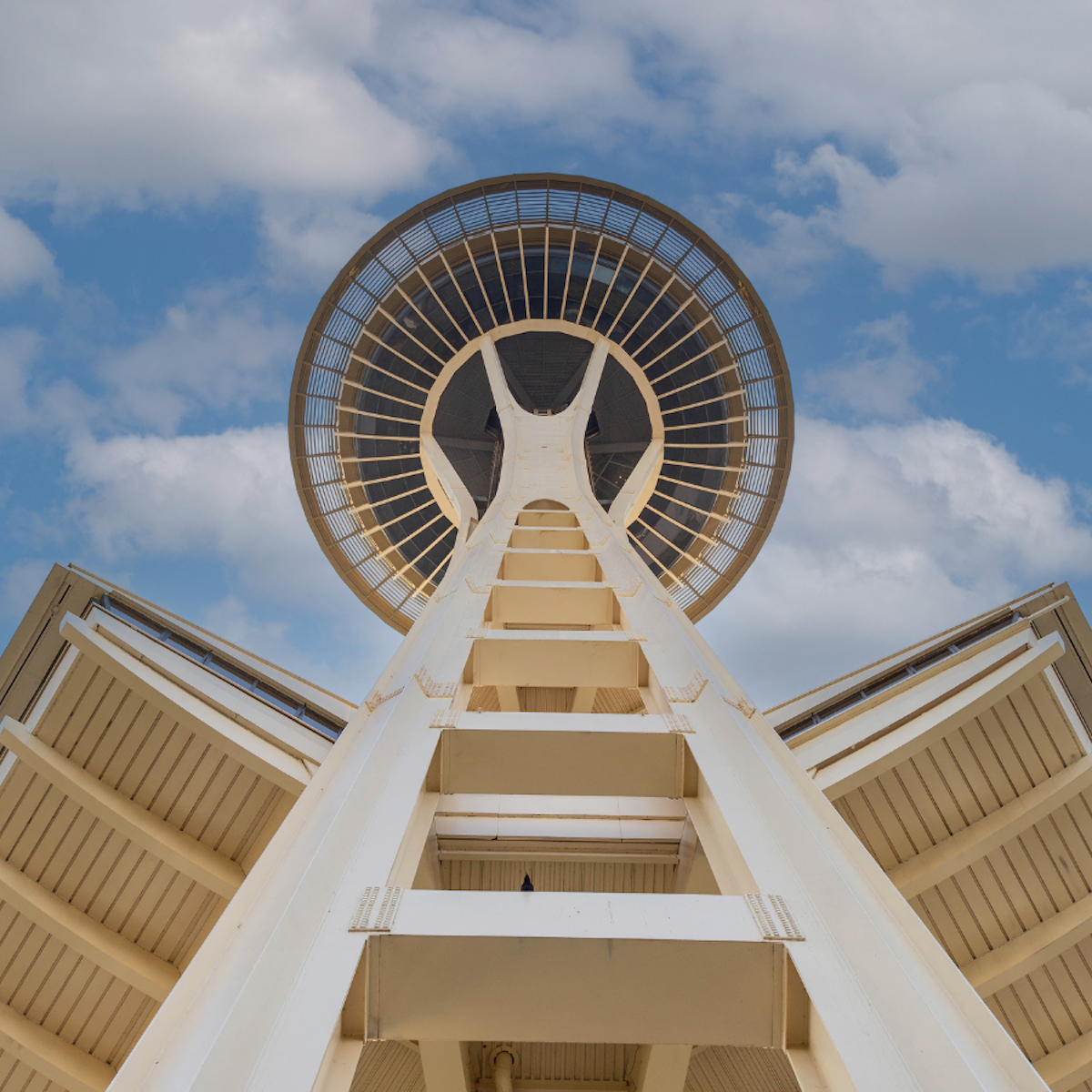 6 Tips For Visiting The Space Needle In Seattle | TravelAwaits