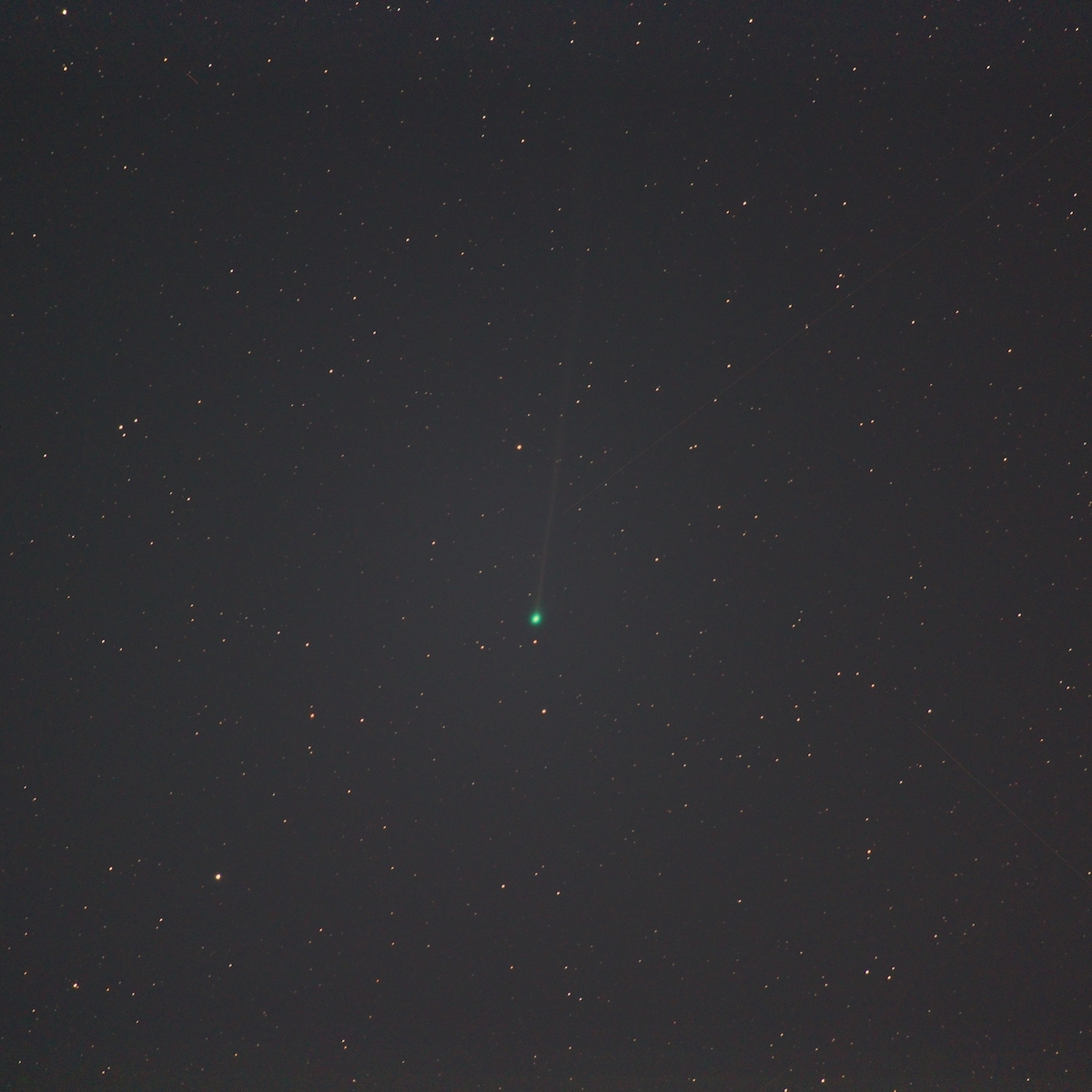 Comets in 2024 | How To See a Comet Before It's Gone - TravelAwaits