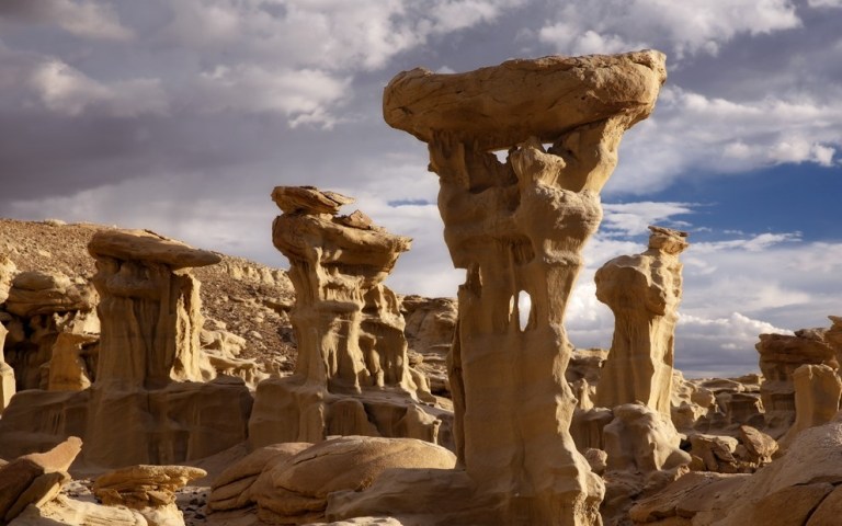 Exploring Alien Throne, New Mexico | Visit the Valley Of DreamsTravelAwaits