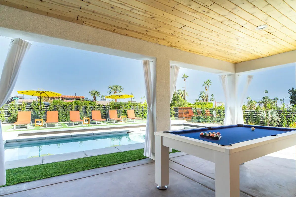 11 Best Airbnbs in Palm Springs | TravelAwaits