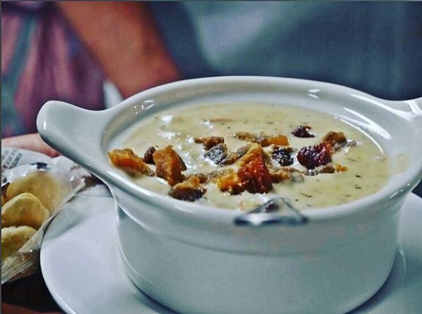 Top 5 Places to Eat Clam Chowder on Cape Cod | TravelAwaits