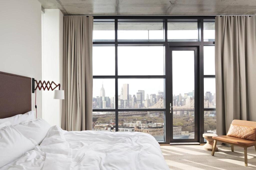 8 Hotels With a View of the Manhattan Skyline | TravelAwaits