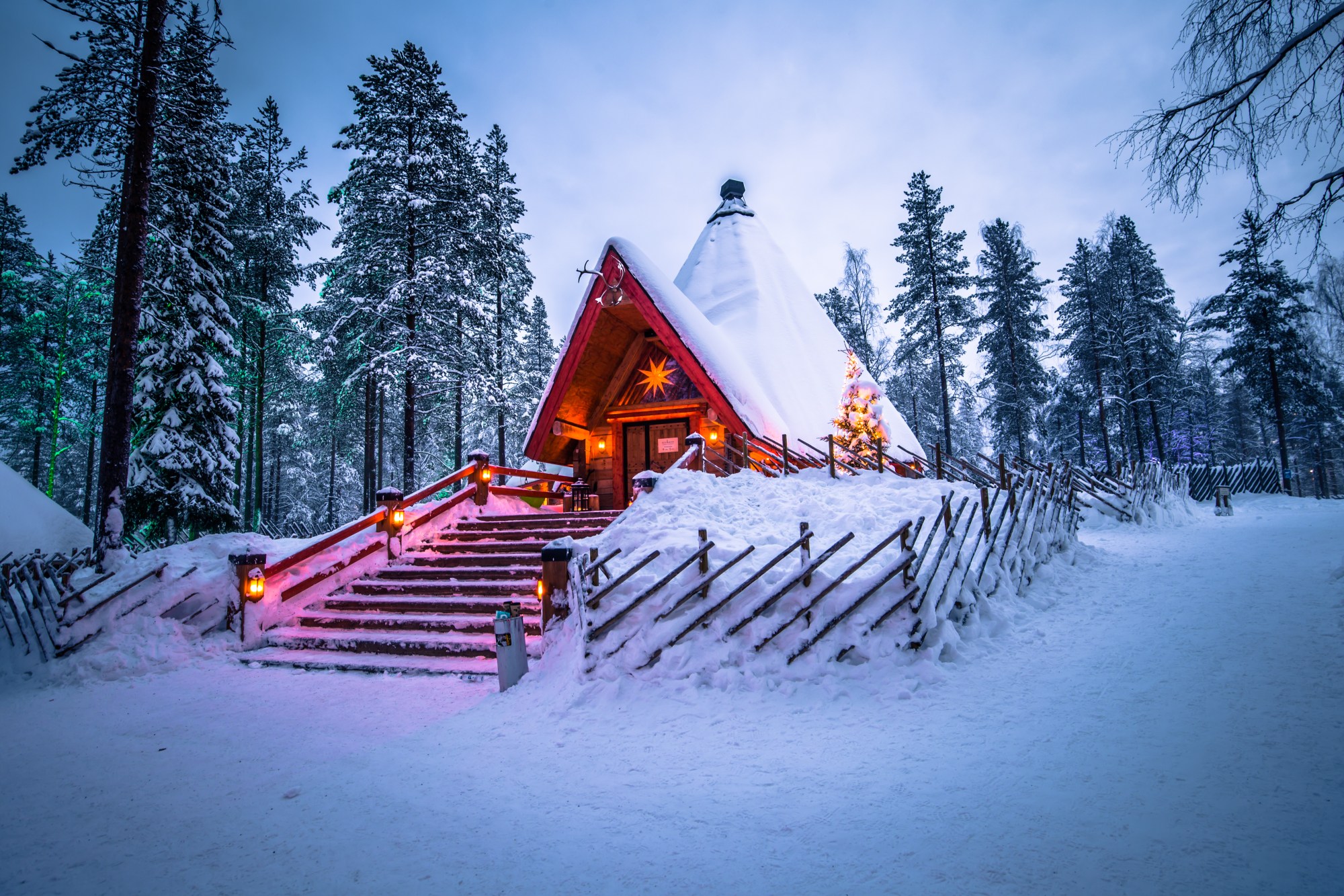 Christmas Travel Guide: How to Visit Santa Claus Village in Rovaniemi ...