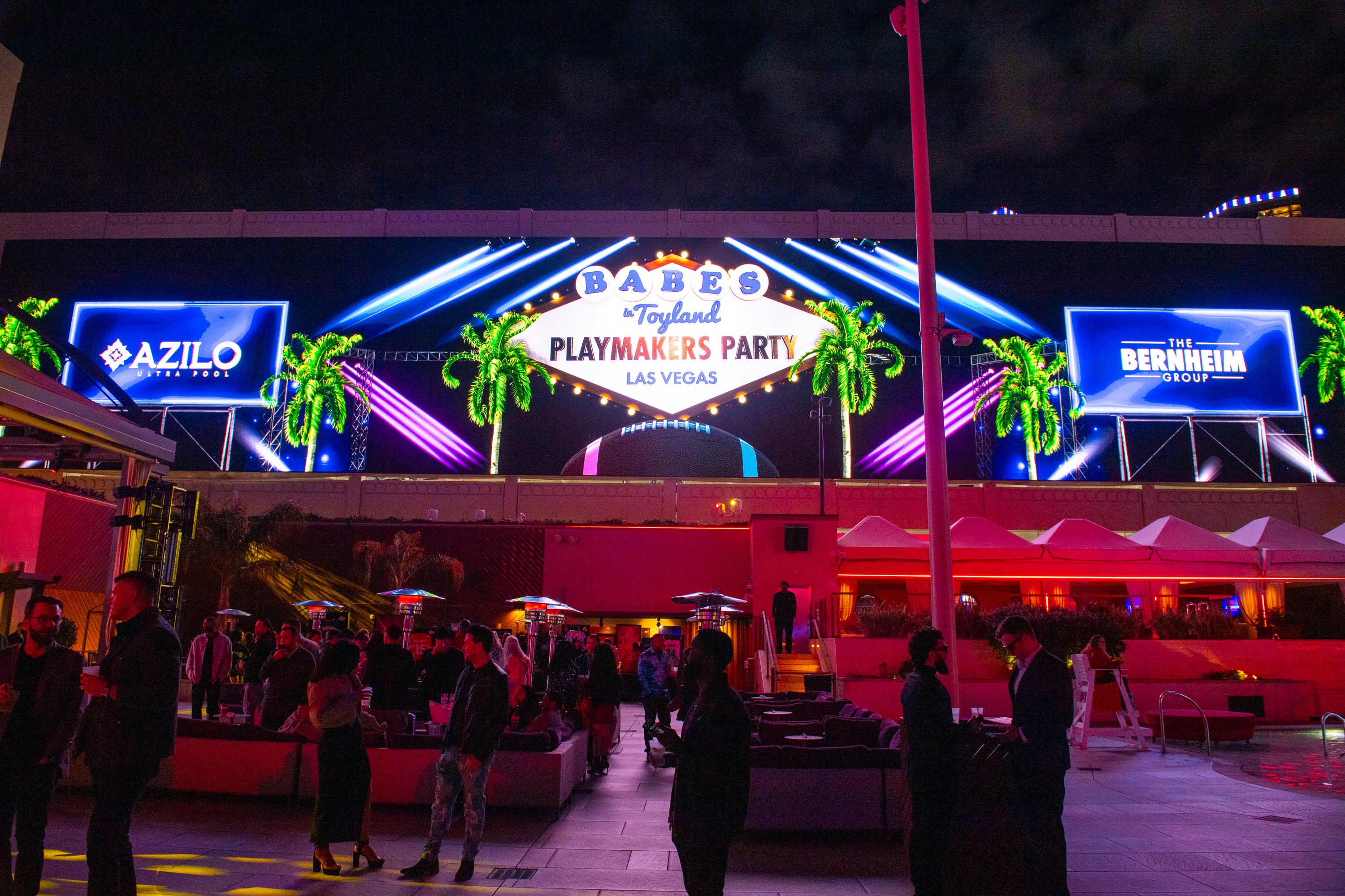 Las Vegas Throws the Biggest NYE Party In the US—Here’s How to Join the ...