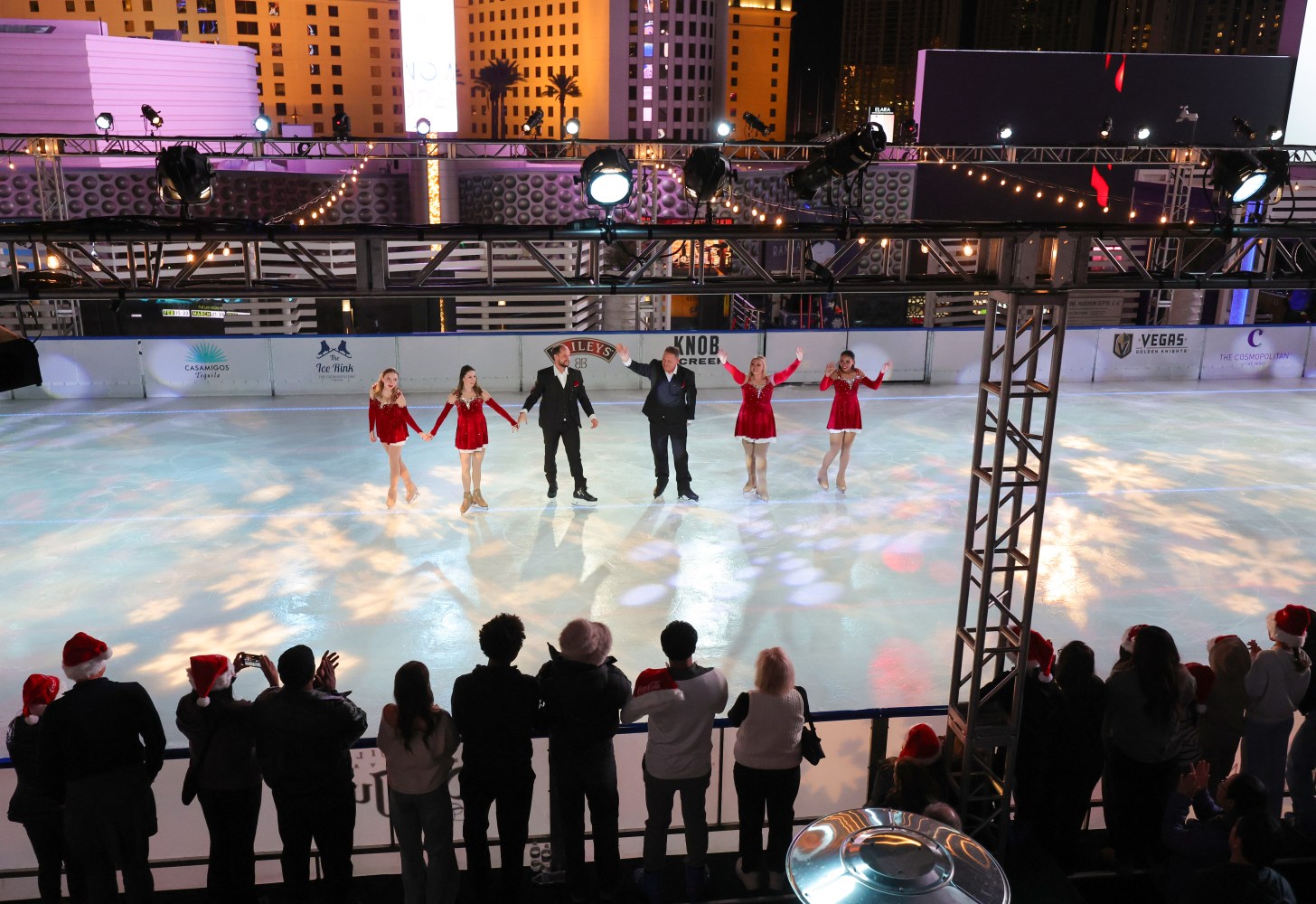 9 Best Christmas Events for Families in the US | TravelAwaits
