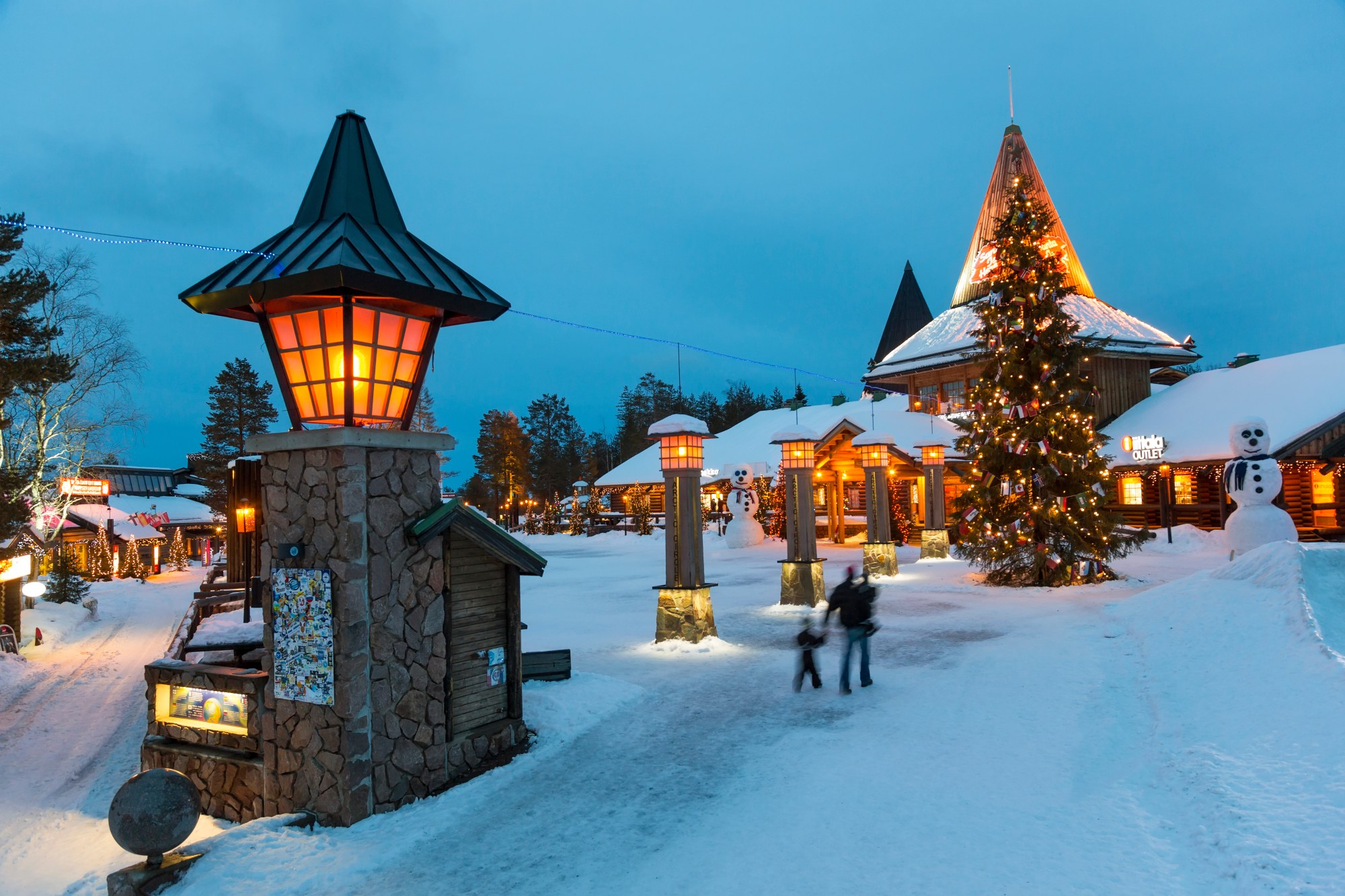 Christmas Travel Guide: How to Visit Santa Claus Village in Rovaniemi, Finland | TravelAwaits