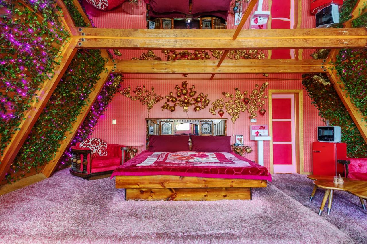 6 Funky Boutique Hotels in the US That You'll Want to Visit Twice ...