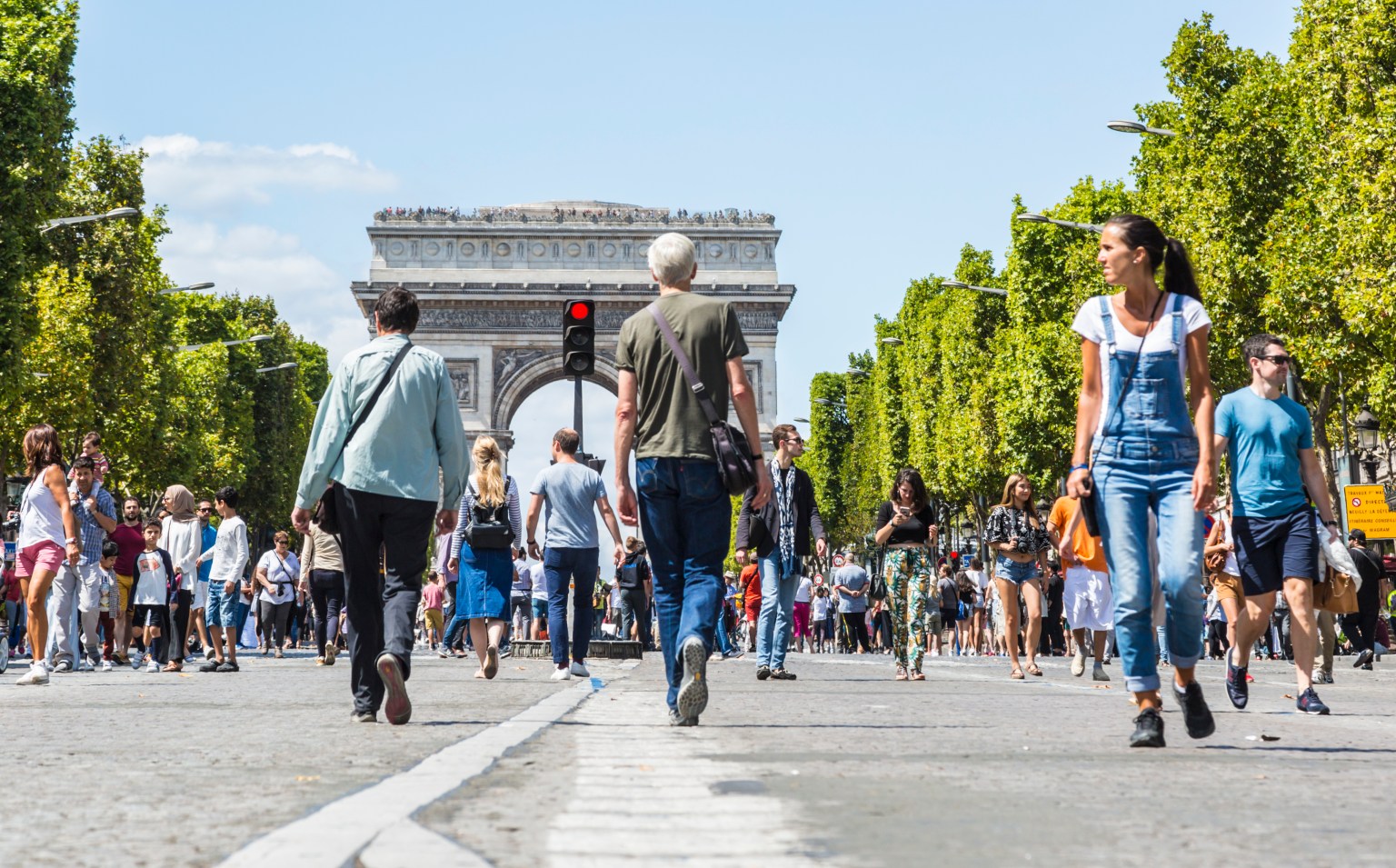 Explore Paris on Foot: Best Pedestrian-Only, Car-Free Streets ...