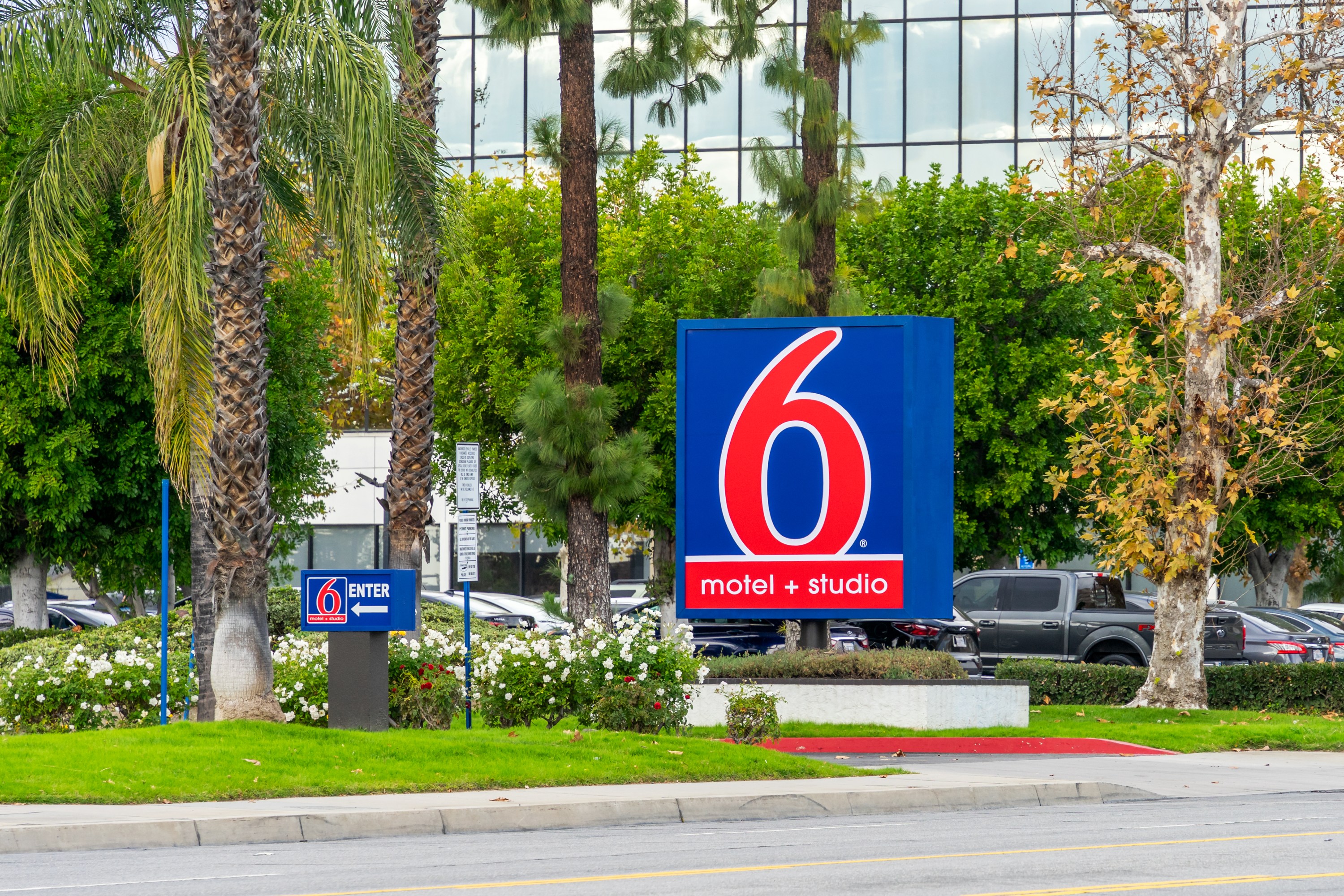6 Best Motel Chains for Your Budget Road Trip Needs | TravelAwaits