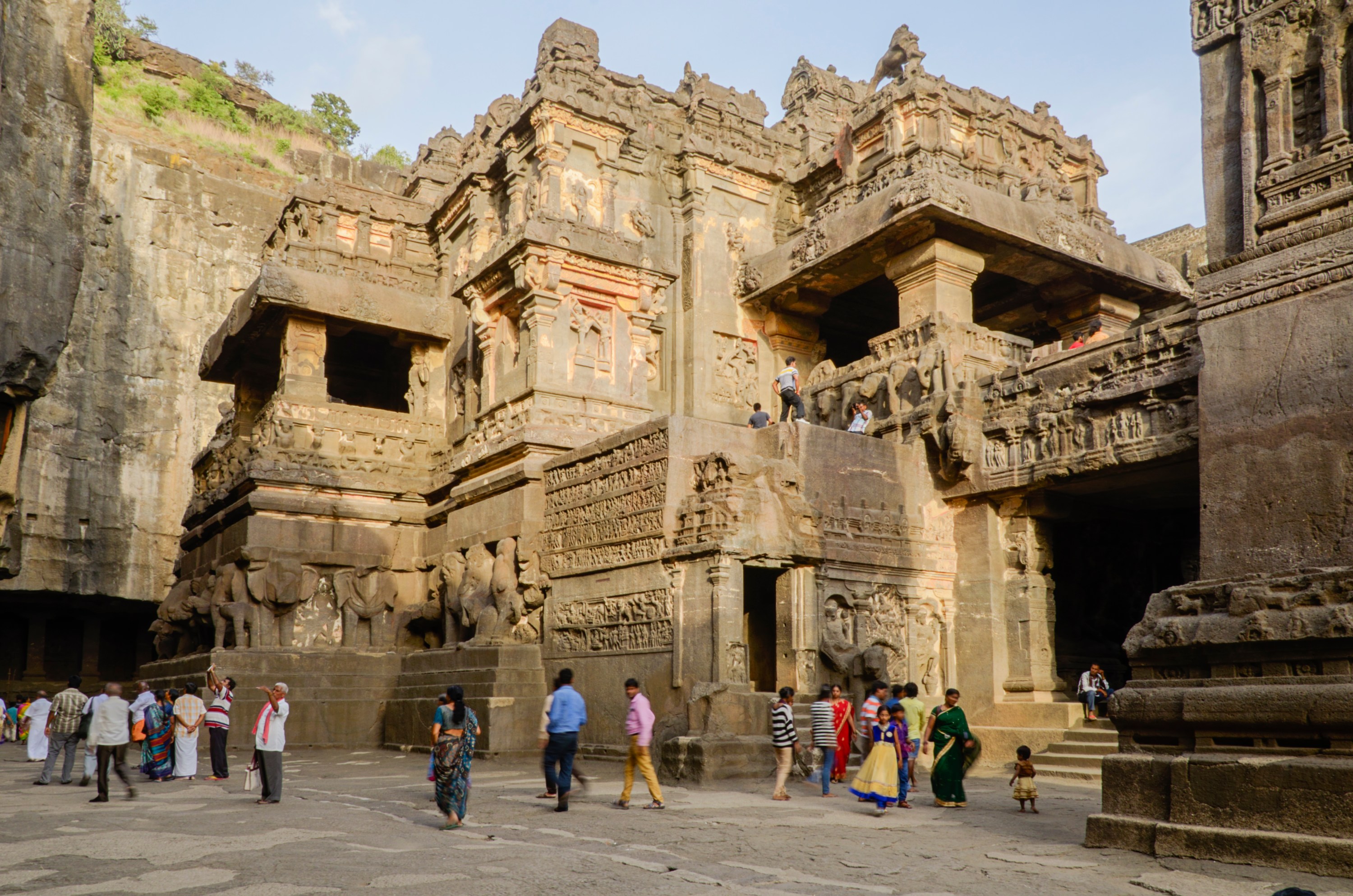3 of the World’s Most Stunning Structures That Are Carved from Rock ...