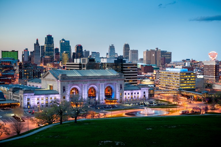 Forget the Hubs: 6 Cheap Summer Holidays in the Midwest | TravelAwaits