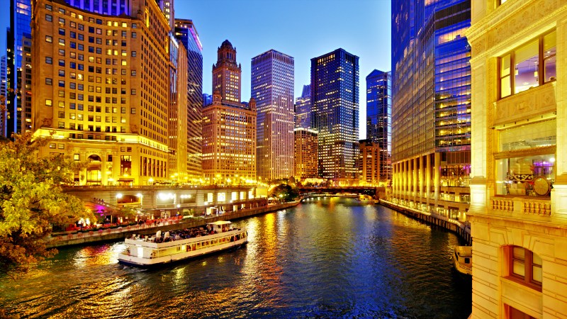 14 Best Tours in Chicago: Booze, Doughnuts, & Architecture | TravelAwaits