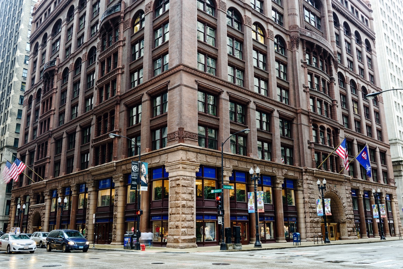 Famous Architecture in Chicago: 12 Buildings You Can’t Miss | TravelAwaits