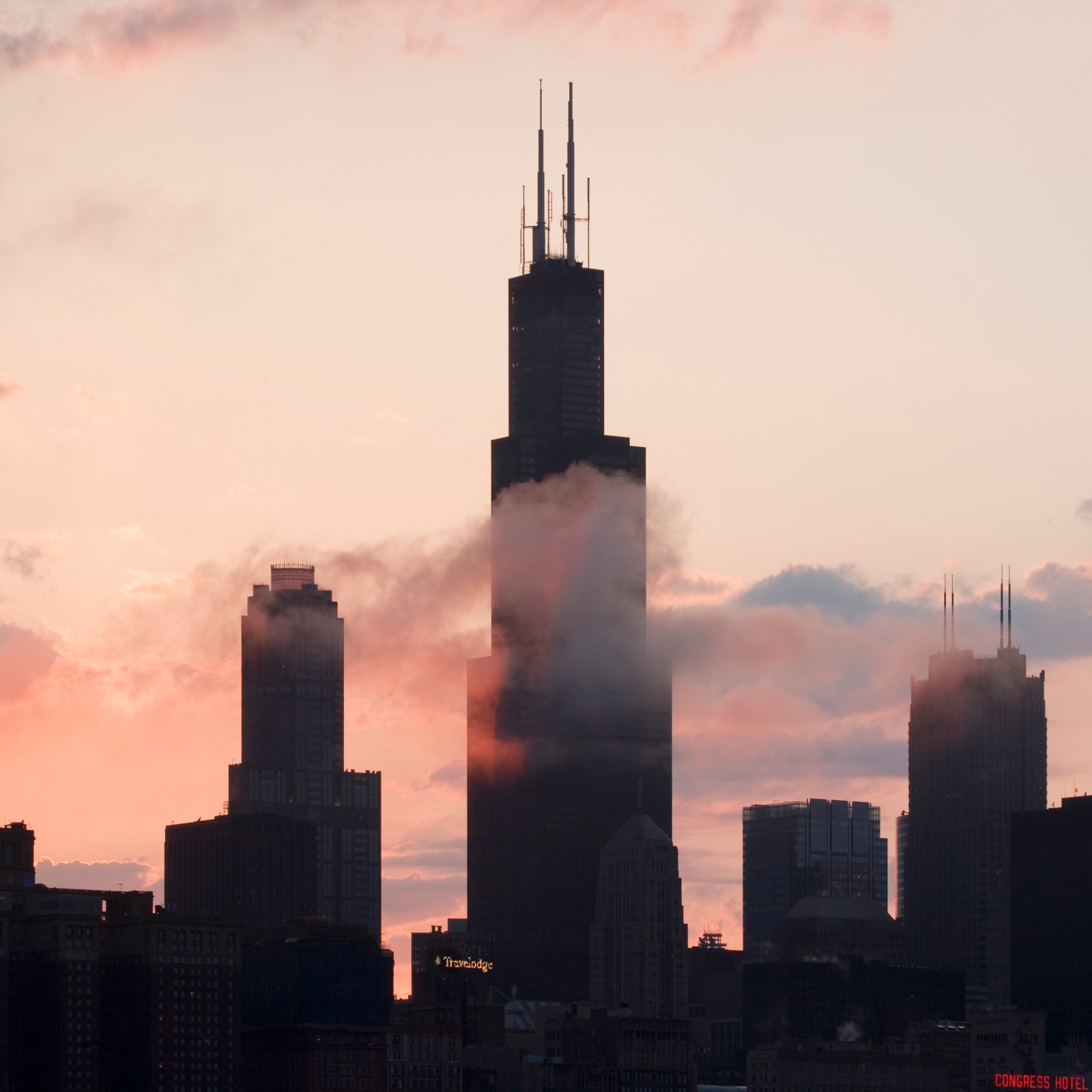 Famous Architecture in Chicago: 12 Buildings You Can’t Miss | TravelAwaits