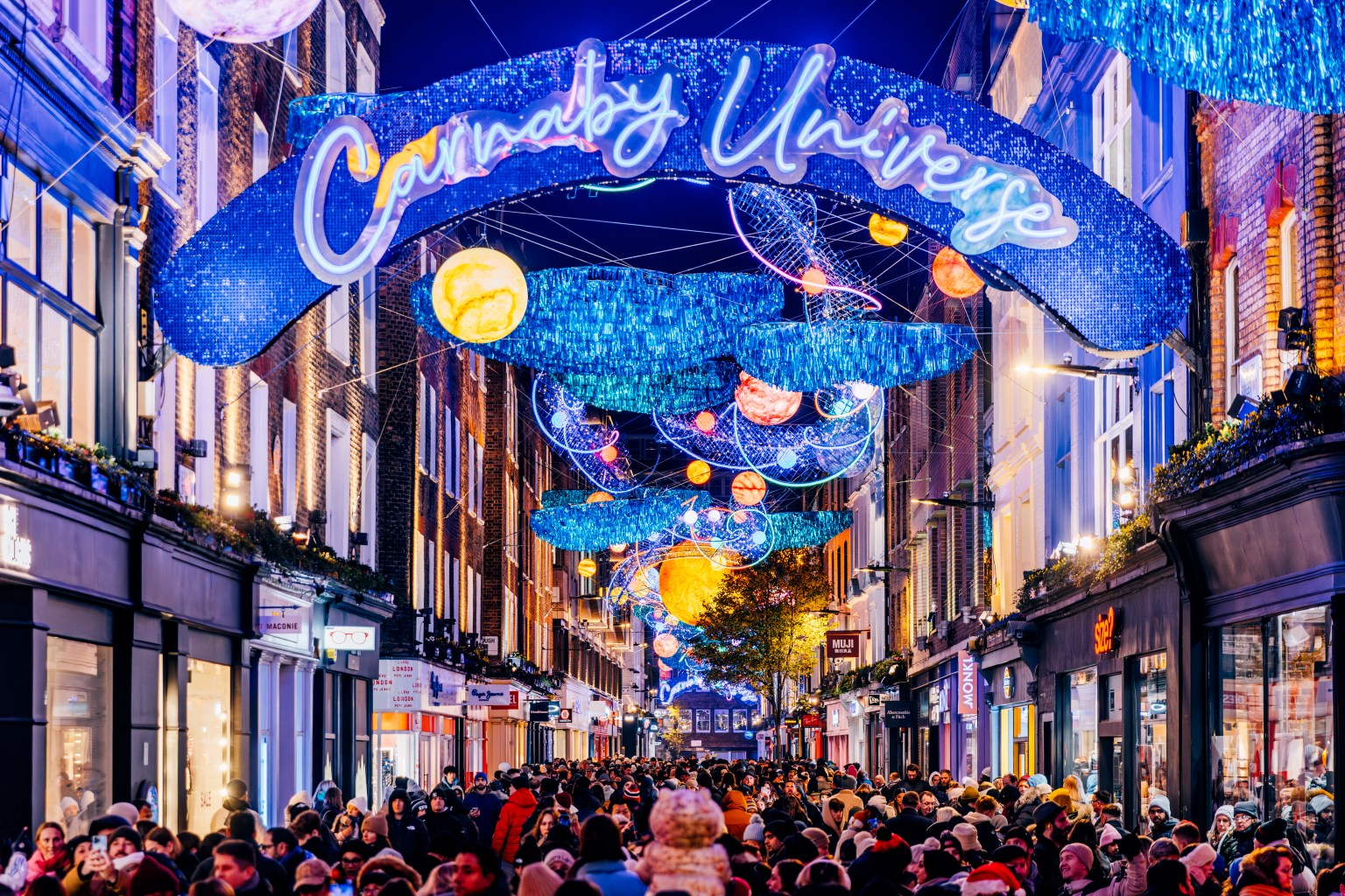 Soho NYC vs London: 5 Key Differences Between The Famous Neighborhoods ...